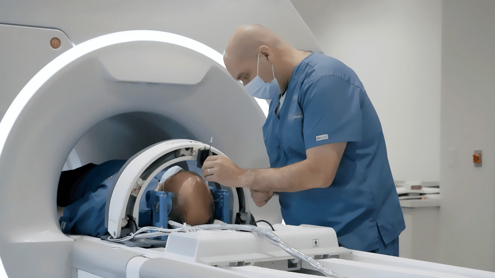 MRI-Compatible Robotics - Triple Ring Technologies